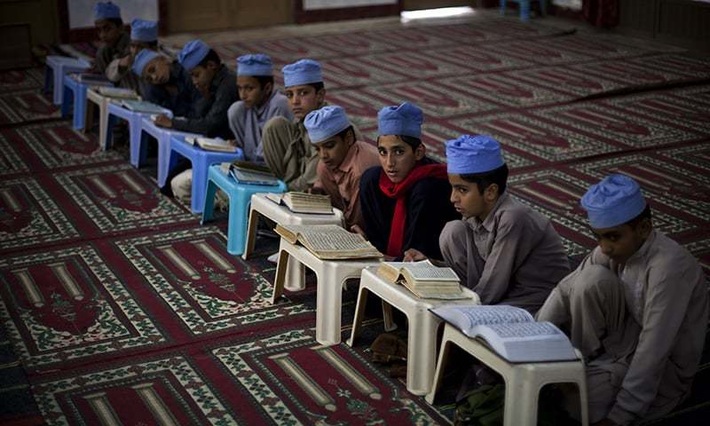 11 Hindus join madressah, 140 Muslims go to RSS school - World - DAWN.COM