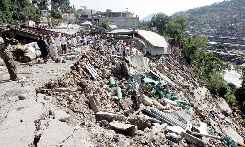 Lack of funds hampers reconstruction in quake-hit areas - Pakistan ...