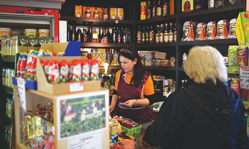 Israeli parties hunt ‘caviar vote’ before March election - World - DAWN.COM