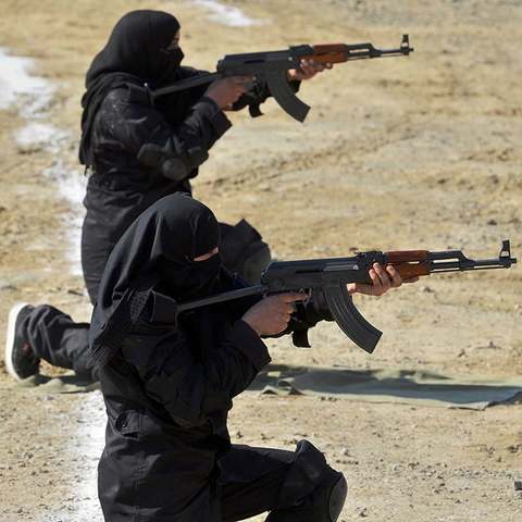 Women commandos, trigger-ready to combat terror - Pakistan - DAWN.COM