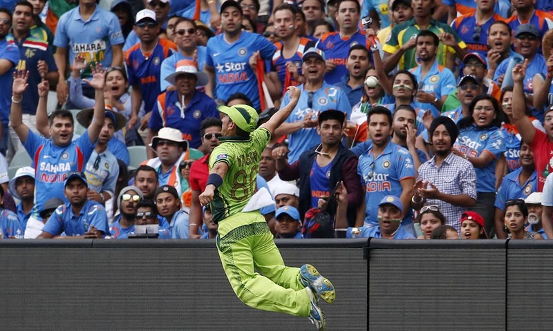 Topshots from the Pakistan-India match - Sport - DAWN.COM
