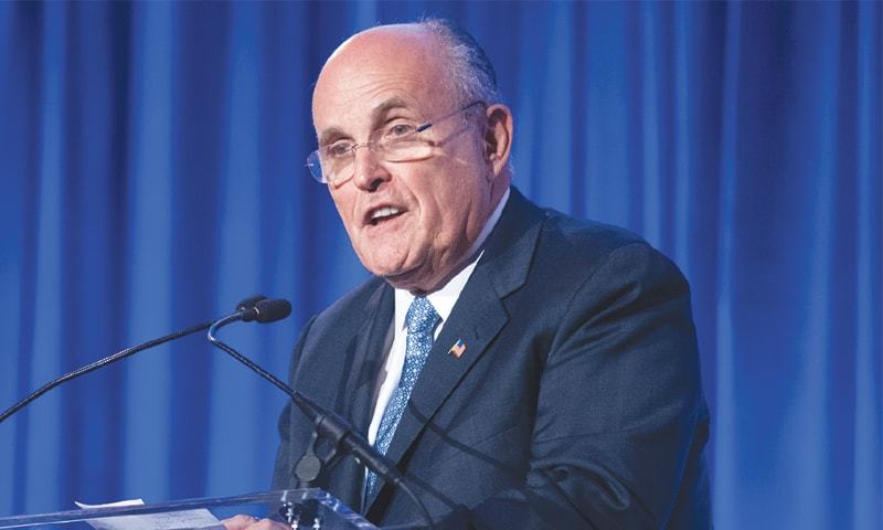 Obama doesn’t love America, says Giuliani - Newspaper - DAWN.COM