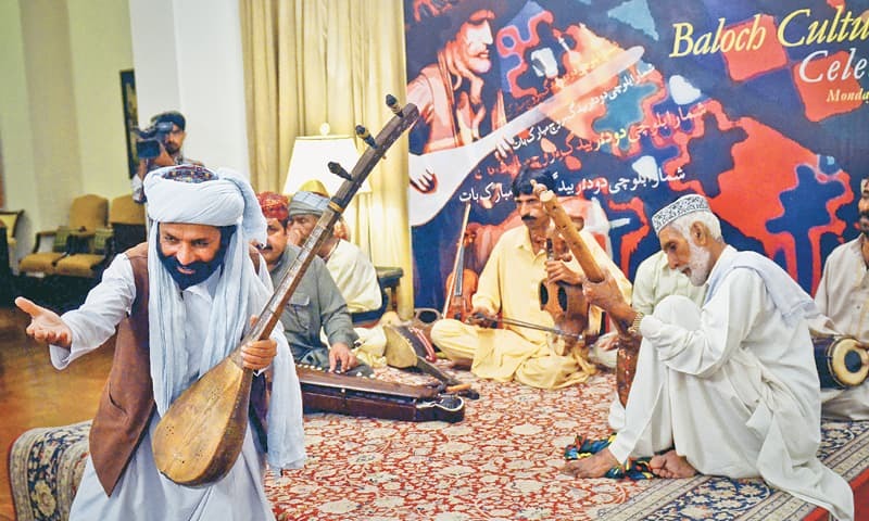 Baloch tunes woo music lovers - Newspaper - DAWN.COM