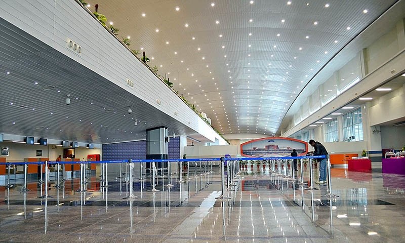 PM Nawaz inaugurates international terminal at Multan airport ...