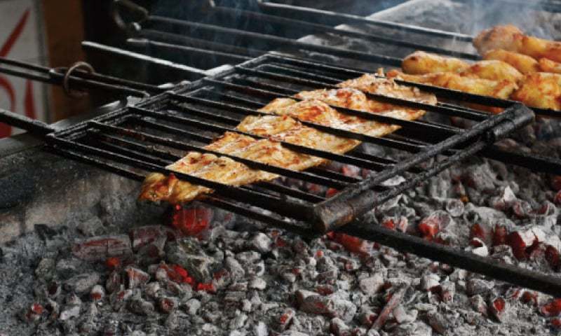 A smoky treat worth the drive - Newspaper - DAWN.COM