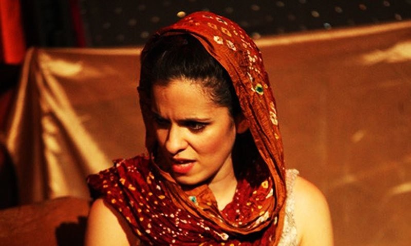 Pakistani women in the US take center stage as stand-up comedians ...