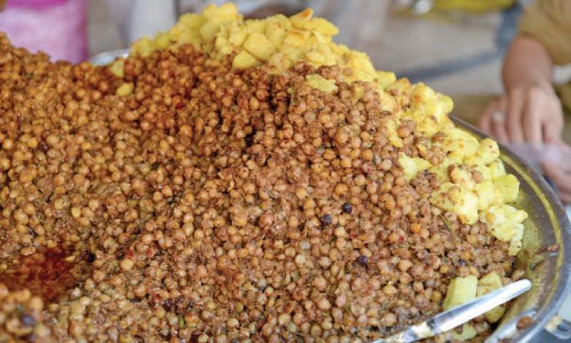 Cholay — an economical dish fit for a king - Pakistan - DAWN.COM