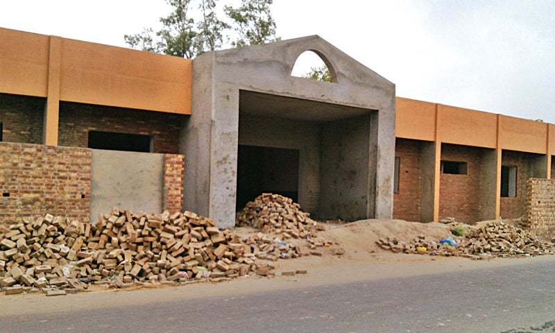 Khanpur THQ awaits upgrade five years on - Newspaper - DAWN.COM