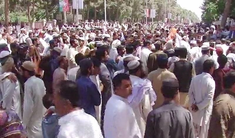 Relatives of Mastung victims stage sit-in as death toll rises to 22 ...