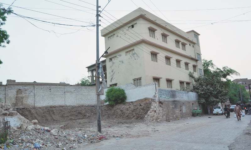 Portion of historical Pucca Qilla boundary wall levelled to ground ...