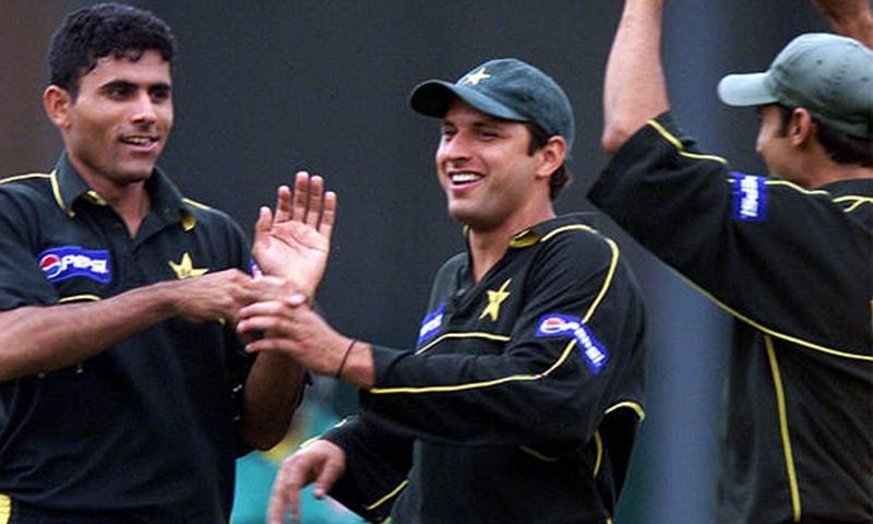 Cricket Classics: Stunning Razzaq leaves Sri Lanka gasping - Sport ...