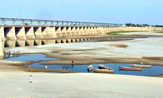 Sindh’s lakes drying due to water scarcity, encroachment - Pakistan ...