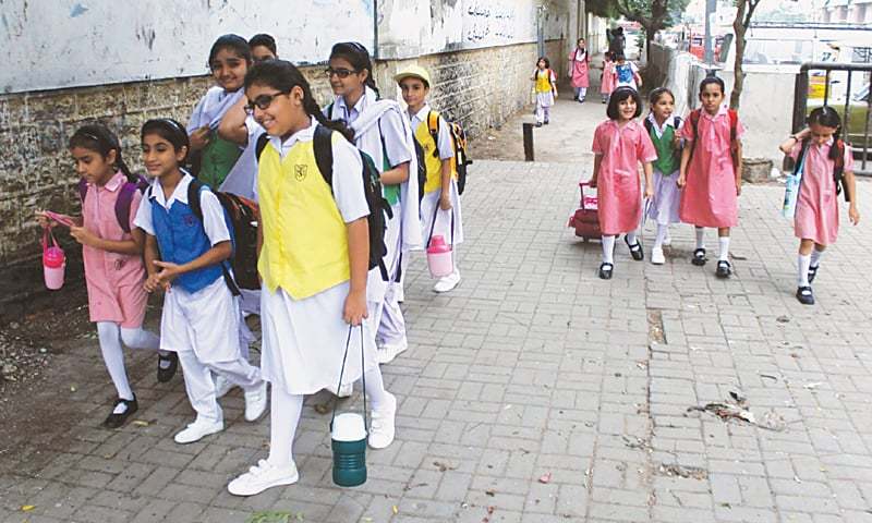 Schools reopen after extended summer vacation - Newspaper - DAWN.COM