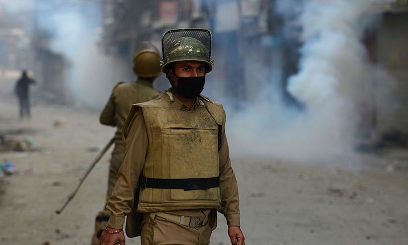Mosque explosion injures 10 in India-held Kashmir - World - DAWN.COM