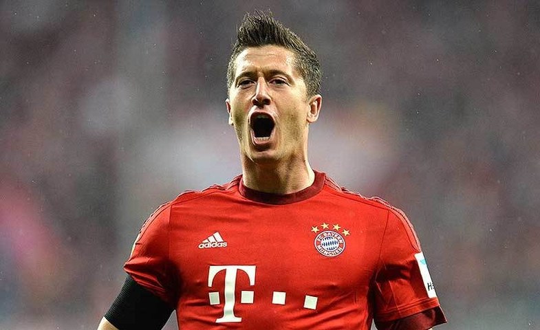 Lewandowski's sensational night: 5 goals in 9 minutes - Sport - DAWN.COM