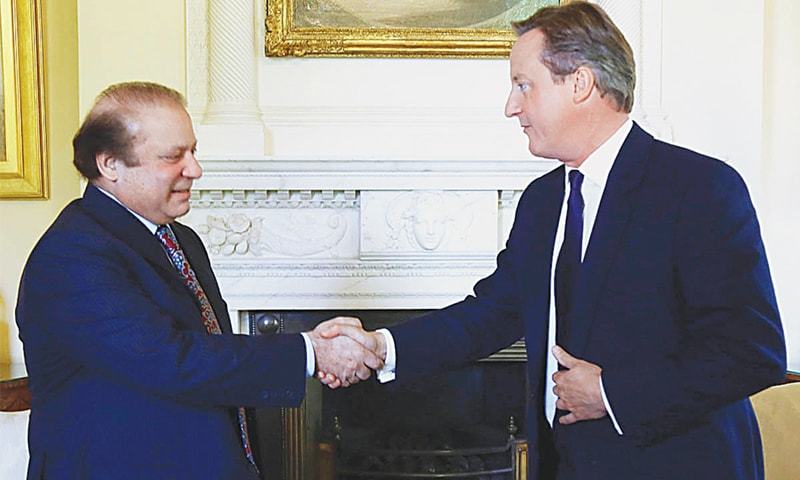Sharif meets Cameron in UK - Newspaper - DAWN.COM