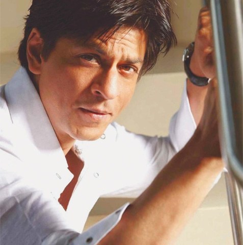 SRK learns the meaning of love - Newspaper - DAWN.COM