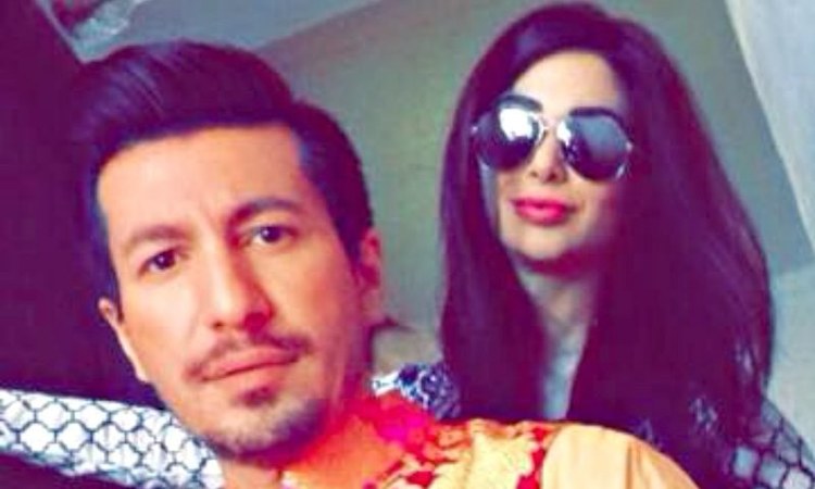 The boys weigh in: Yay or nay to a ruby pout? - Culture - Images