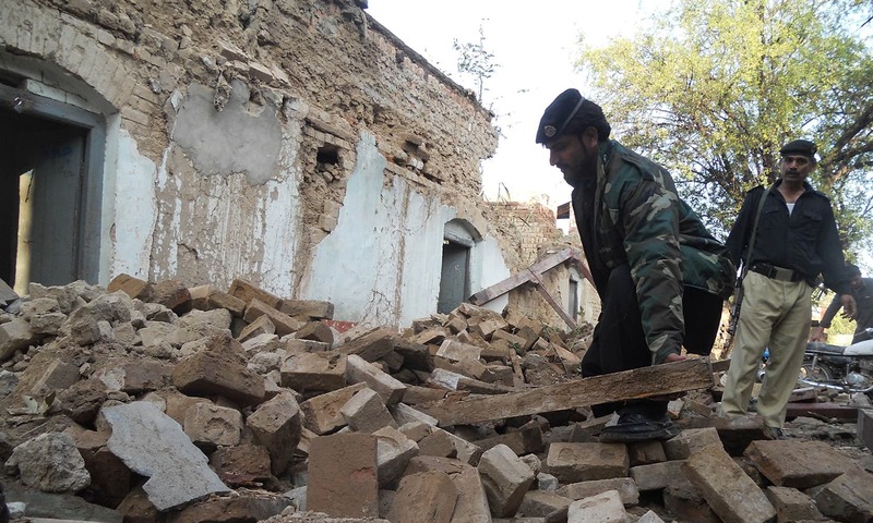 Earthquake strikes Pakistan and Afghanistan - Pakistan - DAWN.COM