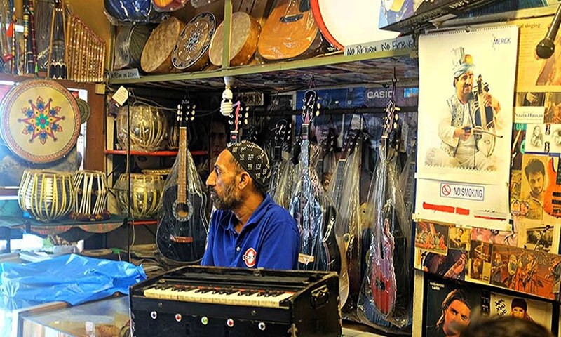 Symphony city — Discovering Karachi’s oldest music shops - Pakistan ...