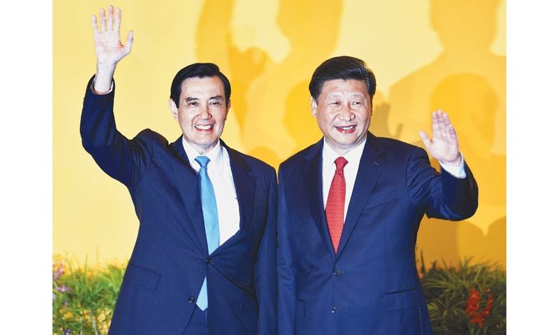 China, Taiwan leaders shake hands at historic summit in Singapore ...