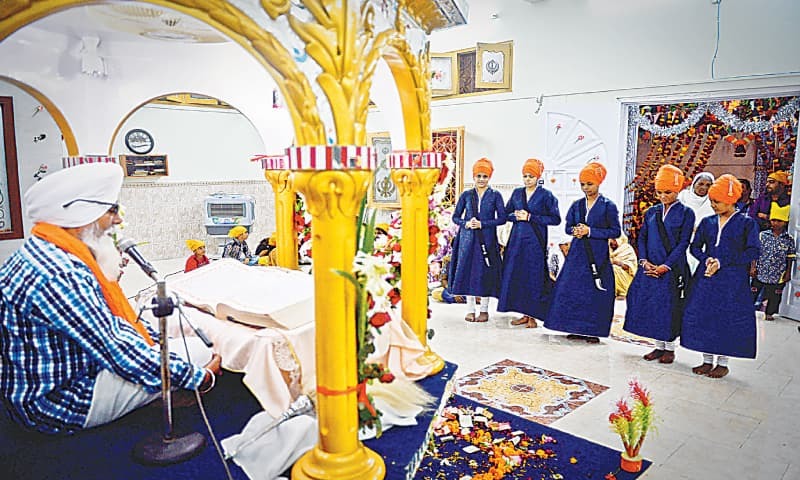 Footprints: Celebrating Sikh ideal of peace - Pakistan - DAWN.COM