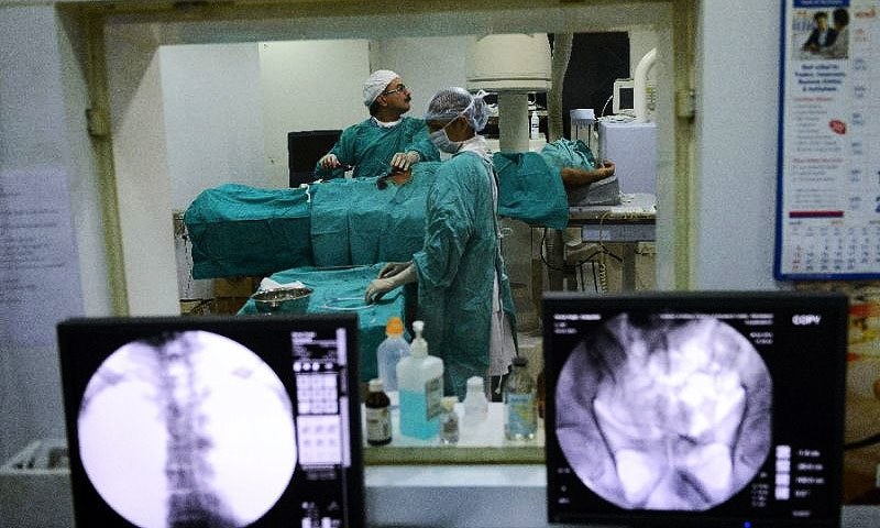 Four arrested in India over kidney-selling racket - World - DAWN.COM