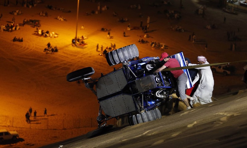 Blazing across dunes: Emiratis gather for drag racing festival ...