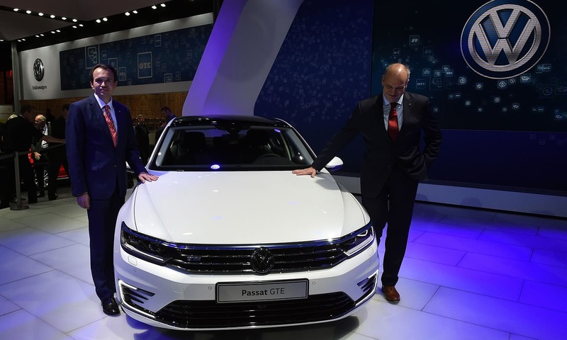 Indian auto show exhibits SUVs, super bikes alongside cricket stars ...