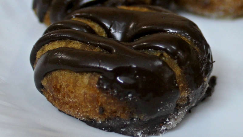 Weekend Grub: Who serves the best donuts in Karachi? We find out ...