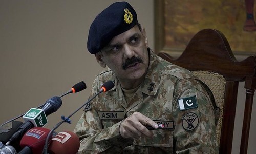 The army’s unusual reticence - Pakistan - DAWN.COM