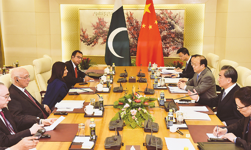 Aziz, Chinese minister satisfied with CPEC progress - Pakistan - DAWN.COM