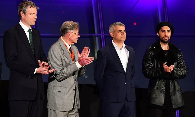 Sadiq Khan becomes first Muslim mayor of London - DAWN.COM