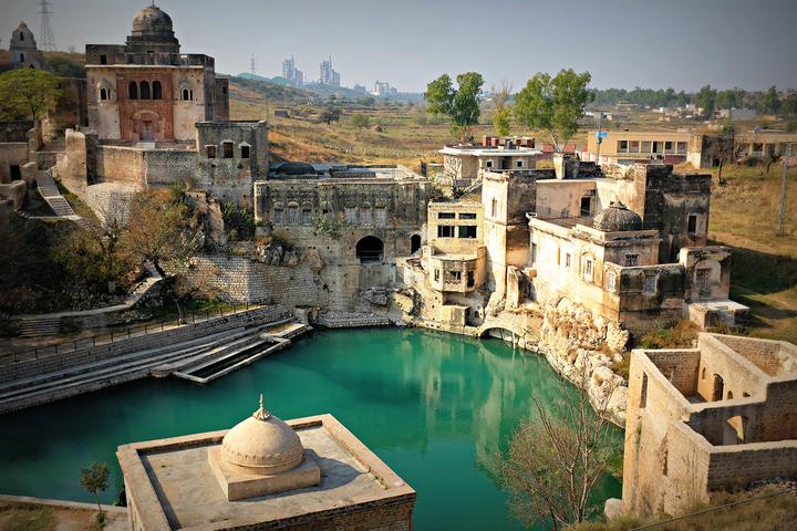 In the footsteps of Rajas: A journey through the soul of Potohar - DAWN.COM