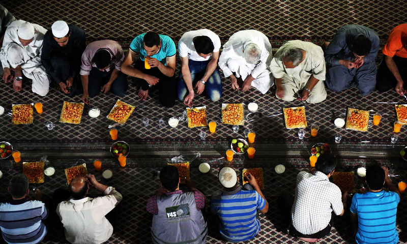 From Pakistan to Palestine, Muslims around the world observe Ramazan ...