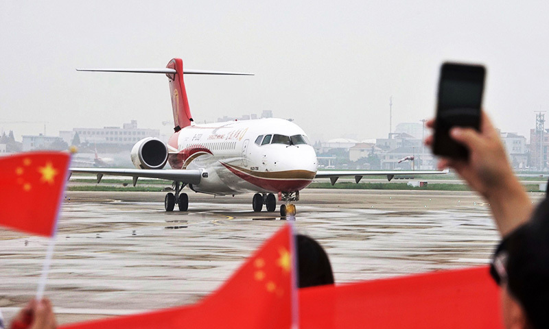 Made in China plane makes first commercial flight - World - DAWN.COM