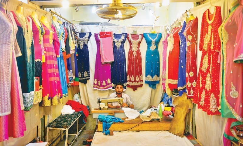 Tailors fined for overcharging customers in Lower Dir - Pakistan - DAWN.COM
