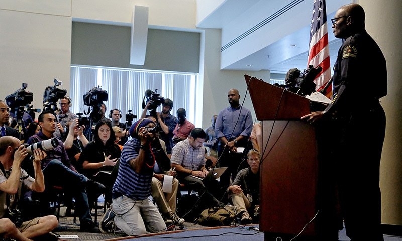 Dallas police chief defends use of bomb robot - World - DAWN.COM