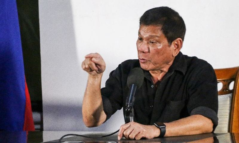 Philippines President Duterte gives middle finger to EU - World - DAWN.COM