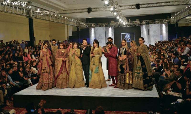 Opulent bridal wear opens fashion week - Newspaper - DAWN.COM