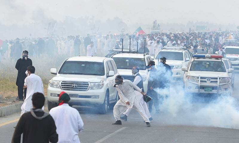 IHC tells PTI not to lock down capital - Newspaper - DAWN.COM