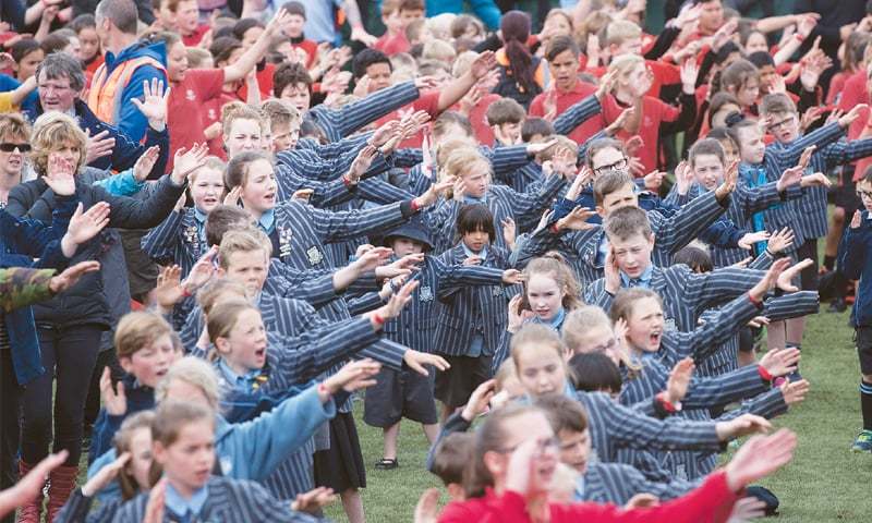 New Zealand schoolkids claim world’s biggest haka - World - DAWN.COM