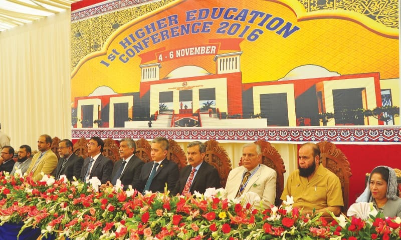 ‘Doctors’ attitude to patients at govt hospitals questionable ...