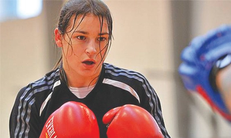 Taylor set for pro debut - Newspaper - DAWN.COM