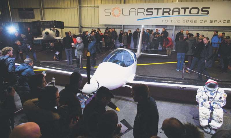 Swiss unveil stratospheric solar plane - Newspaper - DAWN.COM