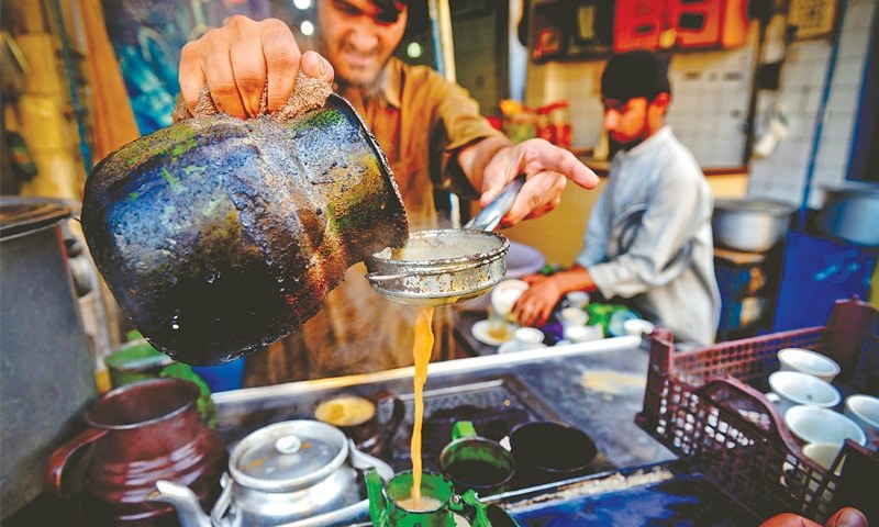 Trends: How chai dhabas became hip - Newspaper - DAWN.COM