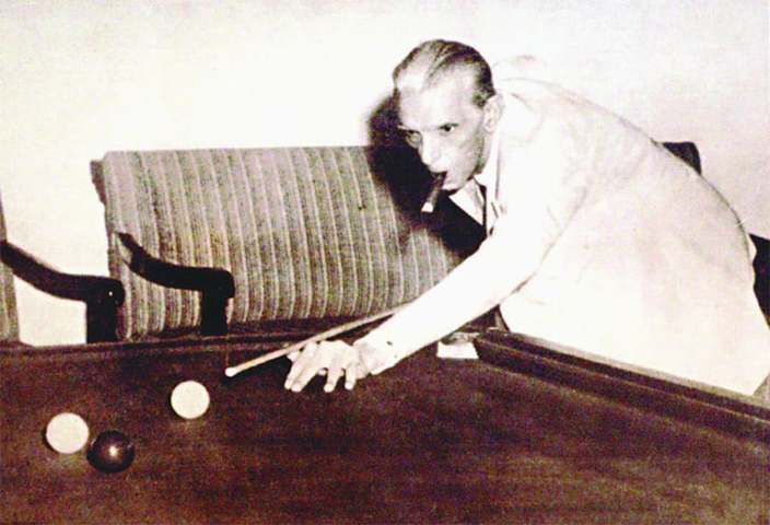 Quaid’s multi-faced role - DAWN.COM