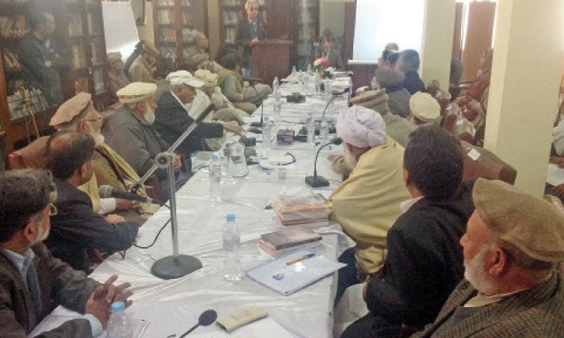 Linguists asked to evolve easy-to-read Pashto script - Newspaper - DAWN.COM