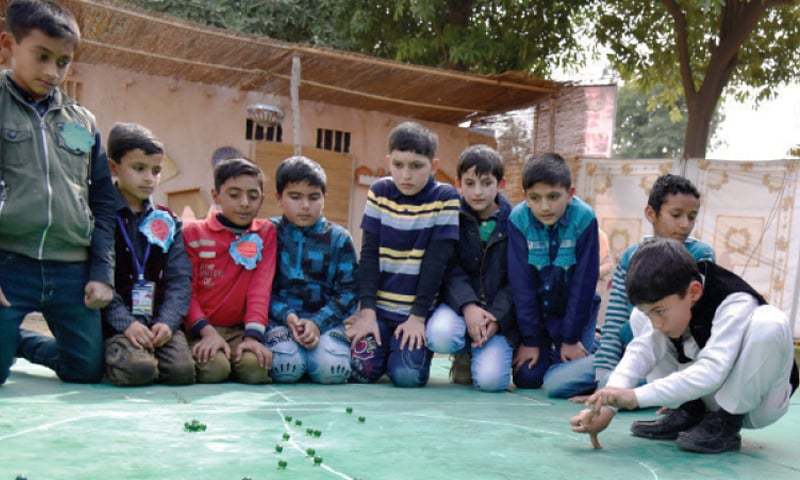 Punjab Lok Mela introduces traditional games - Newspaper - DAWN.COM
