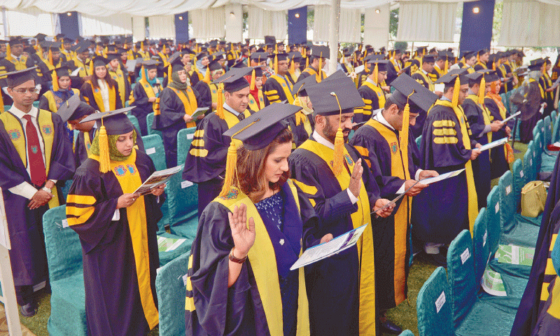 473 fellowships awarded at CPSP convocation - Pakistan - DAWN.COM